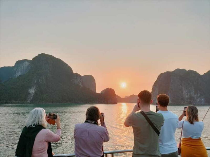 Stunning Lan Ha Bay Sunset Tour from Cat Ba Island - Authentic Experience and Local Culture