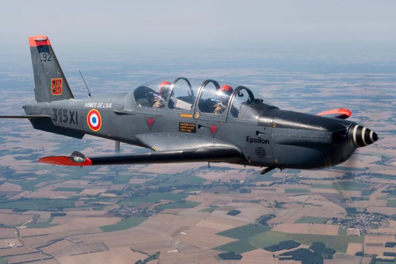 Stunt Military Jet Flight Experience near Paris - Key Points