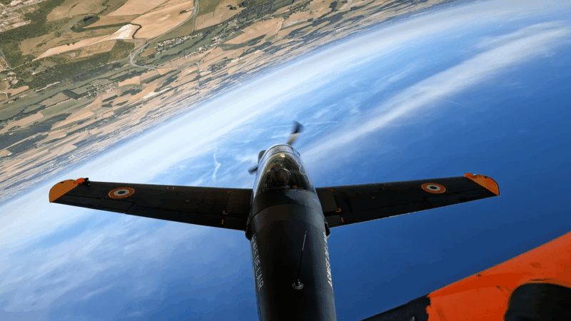 Stunt Military Jet Flight Experience near Paris - Who Should Consider This?