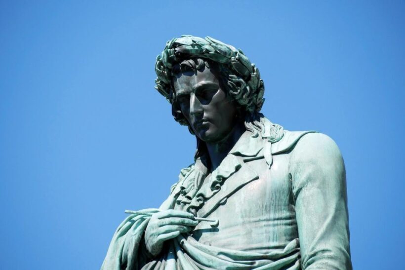 Stuttgart City walk - Private tour - An Introduction to Stuttgart’s Charm