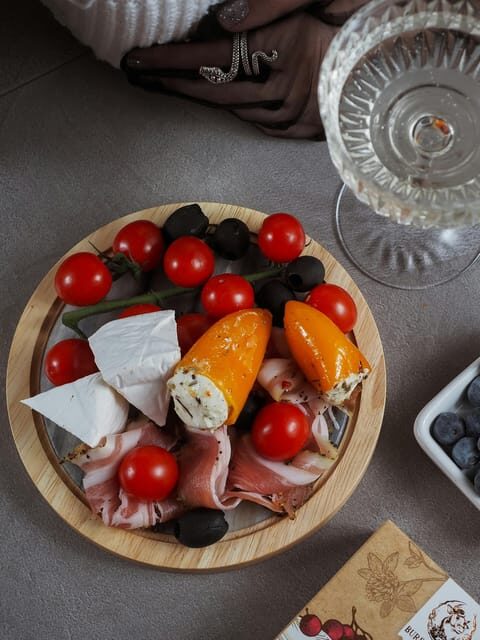 Stuttgart: Wine & Tapas Boat Tour on the Neckar - A Detailed Look at the Experience