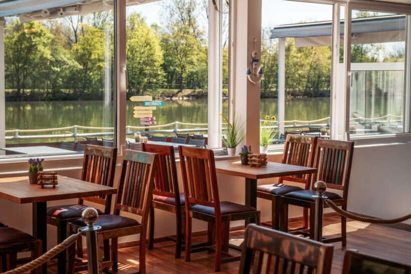 Stuttgart: Winter Sunday Brunch Buffet - A Closer Look at What to Expect