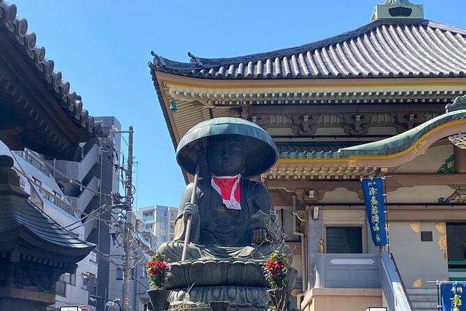 Sugamo: Exploring Grandmas Harajuku and Rikugien Garden - The Charming Rikugien Garden