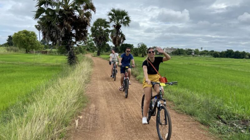 Sukhothai: Historical Park & Countryside Cycling Tour - Key Points
