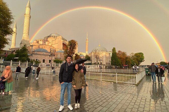 Suleymans Magnificent Path: Mosques and Bazaars Tour - Indulging in Local Specialties