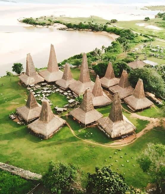 Sumba Island: Private Car Customized Tour with Driver - A Deep Dive Into the Experience
