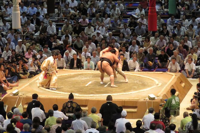 Sumo Tournament Experience in Fukuoka - Key Points
