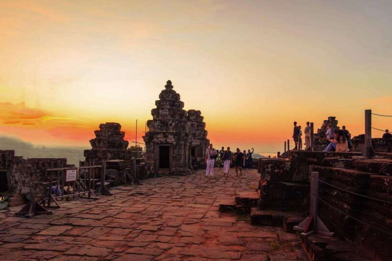 Sun-Kissed Angkor: A Journey from Light to Twilight - Who Will Love This Tour?