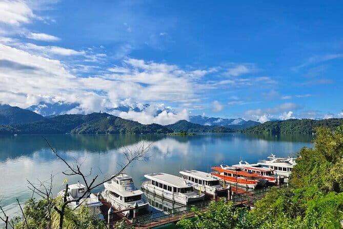 Sun Moon Lake and Qingjing Farm Tour Taichung City Hotel Pickup - Practical Tips for Travelers