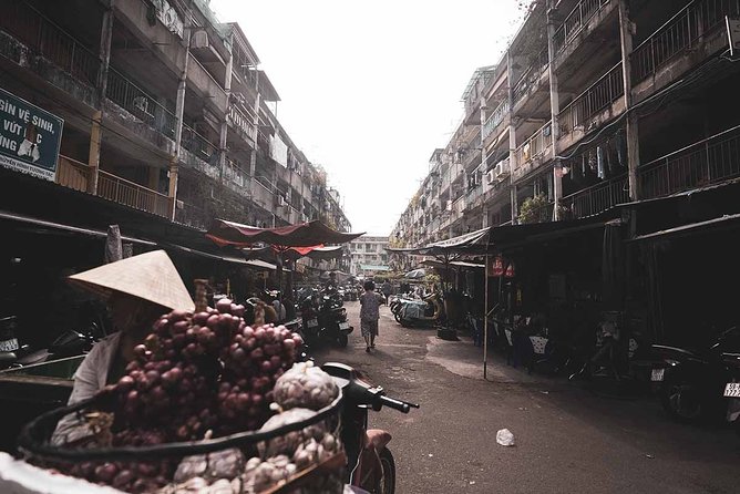 Sundown in the Colony Photo Tour - Practical Details and Group Dynamics