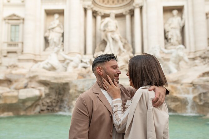 Sunny Photoshoot with a Local in the Heart of Rome - The Experience of a Lifetime in Just 1.5 Hours