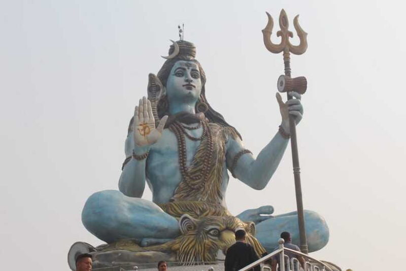 "Sunrise and Scenic Day Hike in Pokhara: A Perfect Adventure - Lunch in Nature: Refreshing and Peaceful