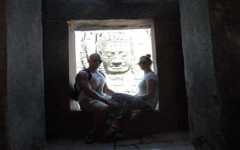 Sunrise at Angkor Wat and Full day with Fascinating Temples - Key Points