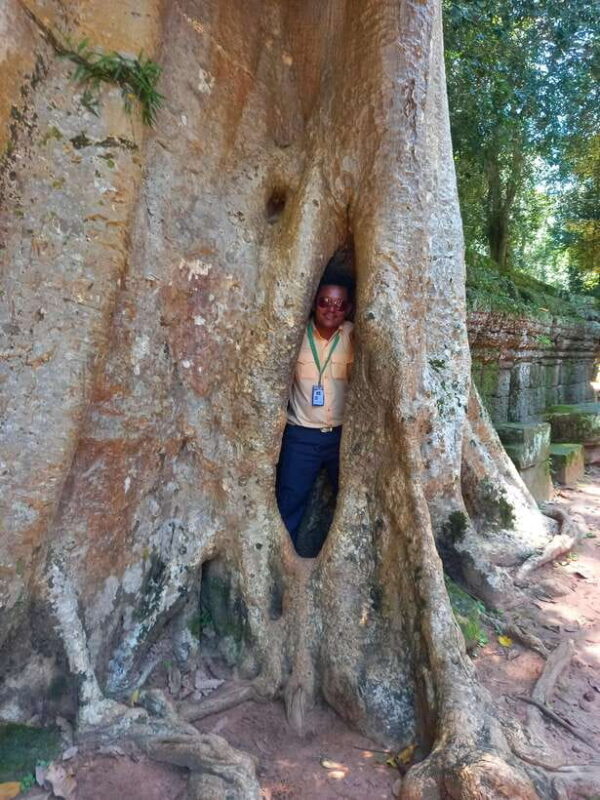 Sunrise at Angkor Wat, explore other temples with a Spanish-speaking guide. - Visiting the Enchanting Ta Prohm: Tomb Raider’s Inspiration
