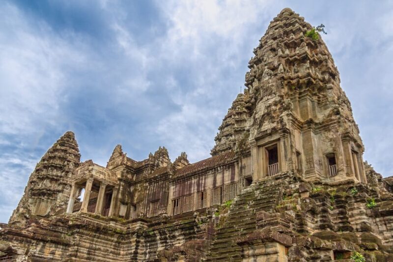 Sunrise at Angkor Wat Temple: 3-Hour Private Tour - In The Sum Up