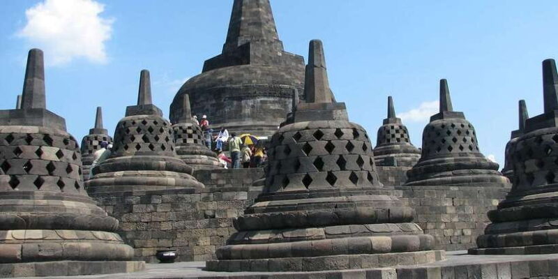Sunrise at Punthuk Setumbu, Borobudur Temple, Mendut & Pawon - Key Points