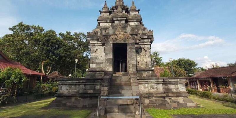 Sunrise at Punthuk Setumbu, Borobudur Temple, Mendut & Pawon - Who This Tour Is Best For