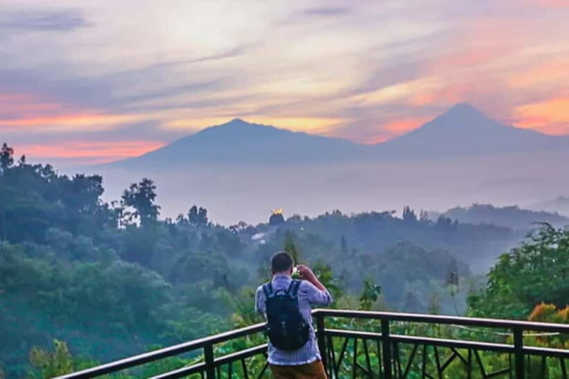 Sunrise at View point,Borobudur Climb up & Village Tour - Key Points