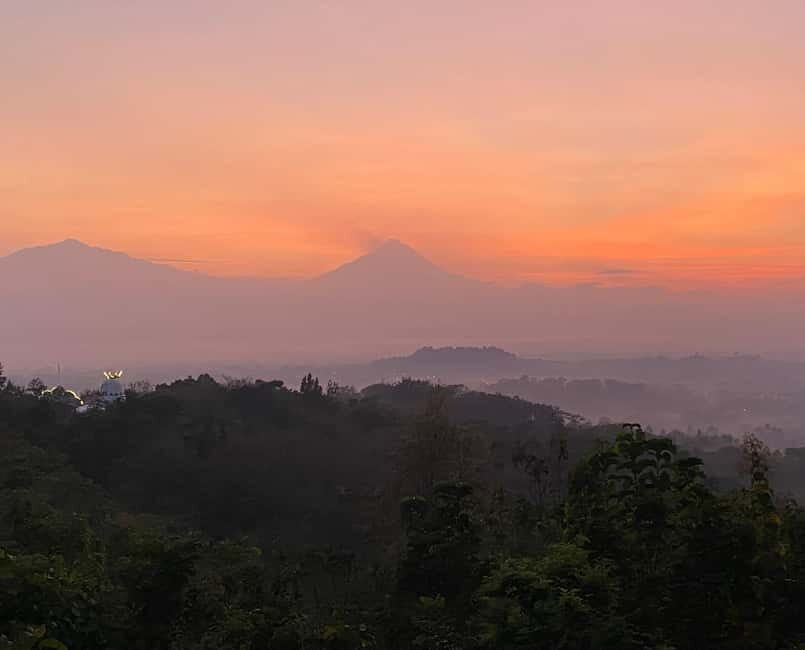Sunrise from Setumbu Hill Borobudur & Prambanan Temple - Key Points
