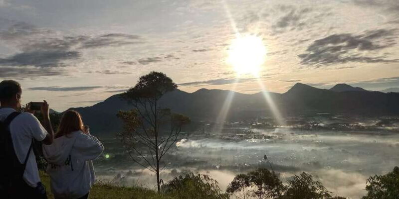 Sunrise Gunung Putri,Tea Factory&Tea plantation,Hot Spring - The Bottom Line