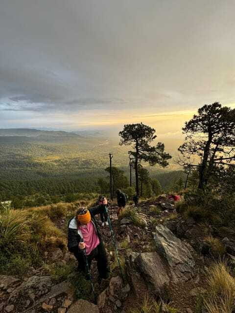 Sunrise on the heights: Pico del Águila. Mexico City. - Descending and Reflection