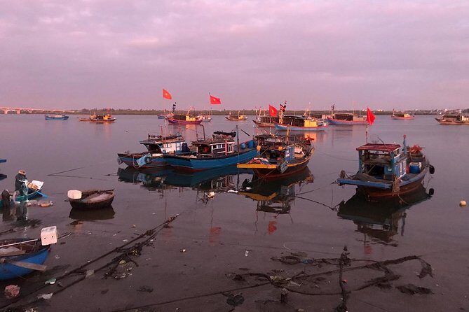 SUNRISE PHOTO at LONELY BEACH where RIVER MEETS OCEAN - An Early Start to Experience Hoi An’s Fishing Life