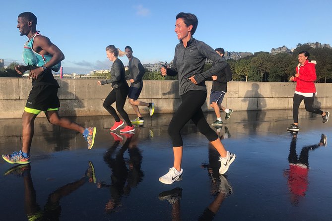 Sunrise Run & Sightseeing in Paris - Highlights of the Tour