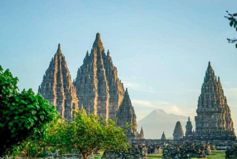 Sunrise Setumbu, Borobudur and Prambanan. ticket guaranteed - How the Experience Feels — The Good and the Not-So-Good