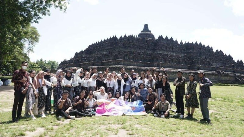 Sunrise Setumbu, Borobudur & Prambanan Temple Tour - Authenticity and Reviews