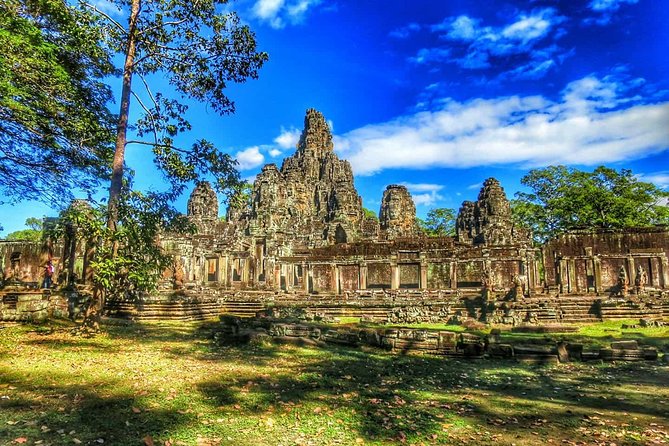 Sunrise Small Group Tour to Angkor Wat Temple - FAQ