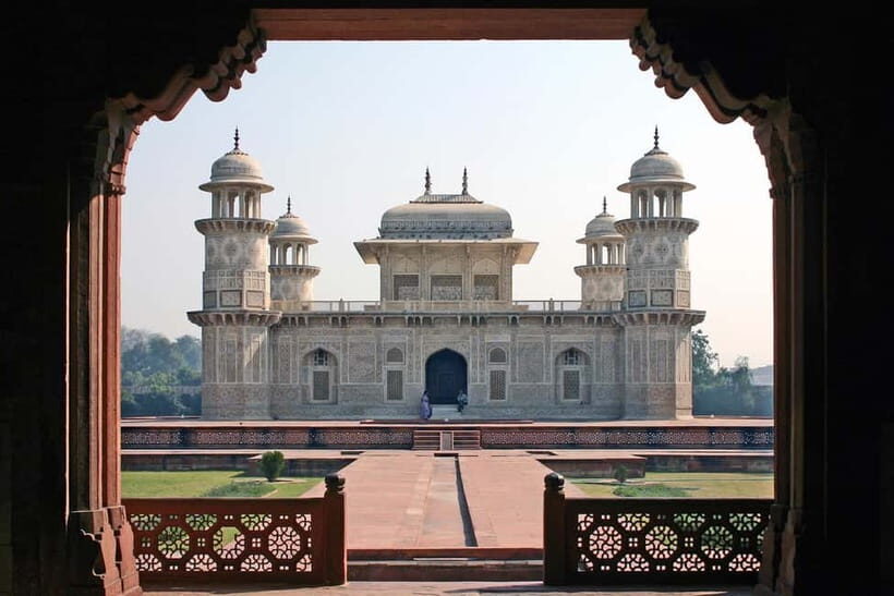 Sunrise Splendor: Agra Day Tour - Why We Love This Tour