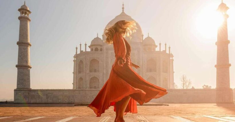 Sunrise Taj Mahal, Agra Fort & Mehtab Bagh Tour by Tuk Tuk - Authentic Experiences and Local Connection
