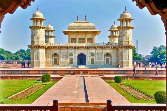 Sunrise Taj Mahal And Agra Private Tour From Delhi - Who Should Consider This Tour?