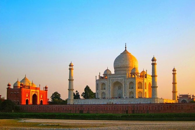 Sunrise Taj Mahal Day Trip from Delhi includes Guide - The Sum Up