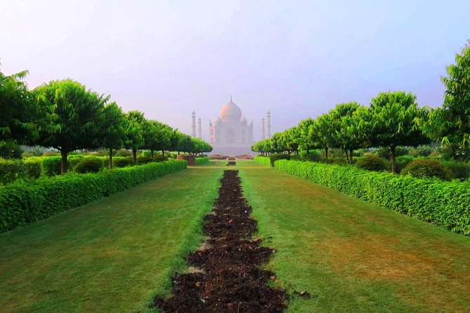 Sunrise Taj Mahal Tour from Delhi with Entrance and Food - What to Expect at Each Stop