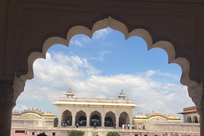 Sunrise Visit to the Taj Mahal and Agra Day Excursion from Delhi - Return Journey