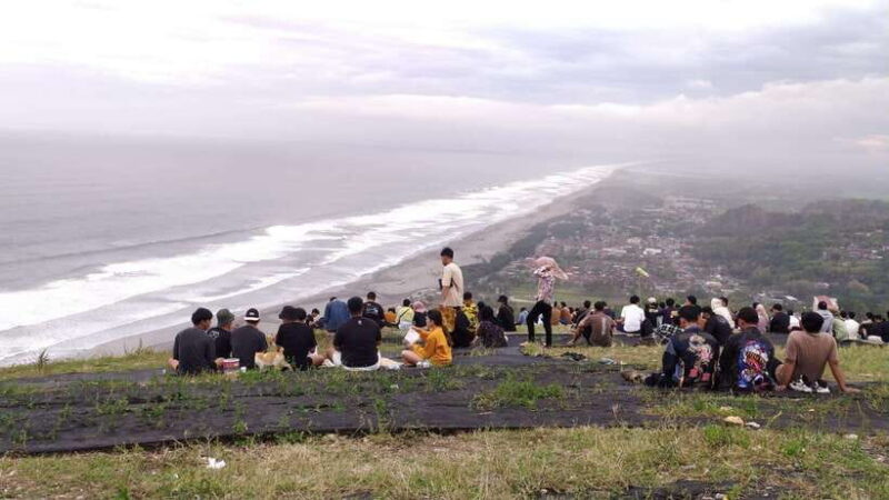 Sunset Adventure at Parangtritis Paragliding - What’s Included and Why It Matters