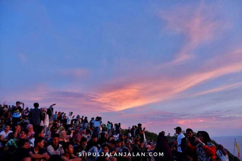 Sunset Adventure at Parangtritis Paragliding - The Experience from the Reviews