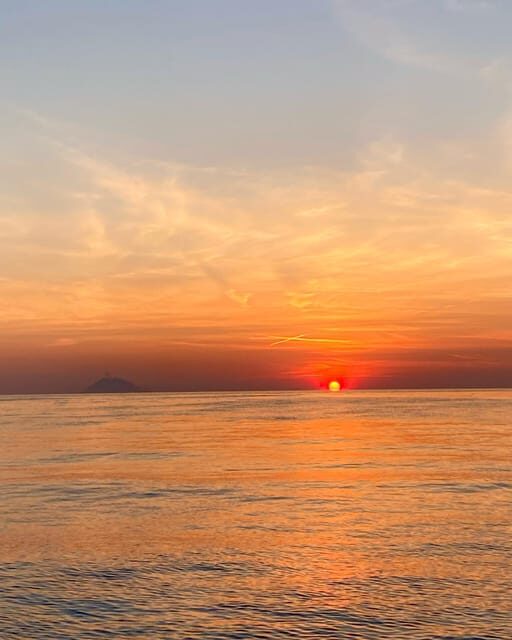 Sunset Aperitif - A Closer Look at the Experience