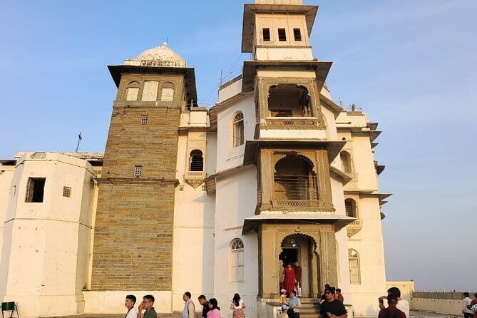 Sunset at Monsoon Palace by Electric Cycle Tour - Key Points