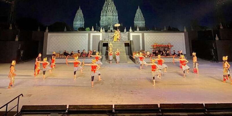 Sunset at Prambanan and Sendratari Ramayana Ballet Prambanan - What’s Included and What’s Not