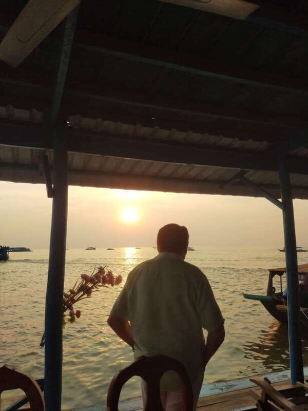 Sunset at the Floating Village on the Gigantic Lake - Final Thoughts