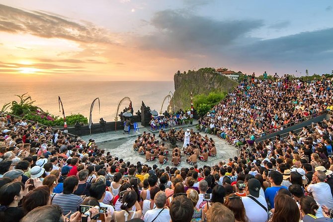 Sunset at Uluwatu Temple and Spa Tour - FAQs