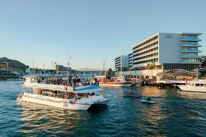 Sunset Boat and Shopping Tour Combo - Transportation and Group Size