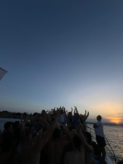 SUNSET BOAT PARTY - Key Points