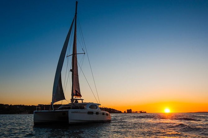 Sunset Catamaran in Lisbon | Music and Open Bar - Highlights of the Tagus River Voyage