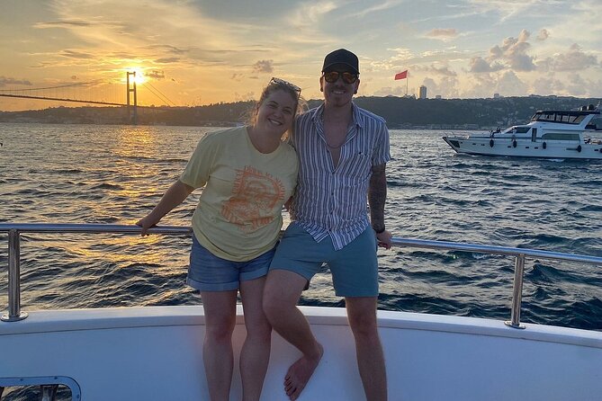 Sunset Cruise on Luxury Yacht w/Transfers, Bosphorus - FAQ