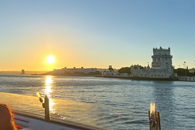 Sunset Cruise on Tagus River With Welcome Drink Included - Highlights of the Experience