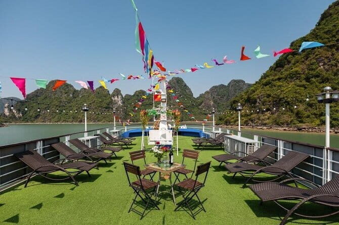 Sunset Cruise Tour in Ha Long with Kayaking and Swimming - A Closer Look at the Experience