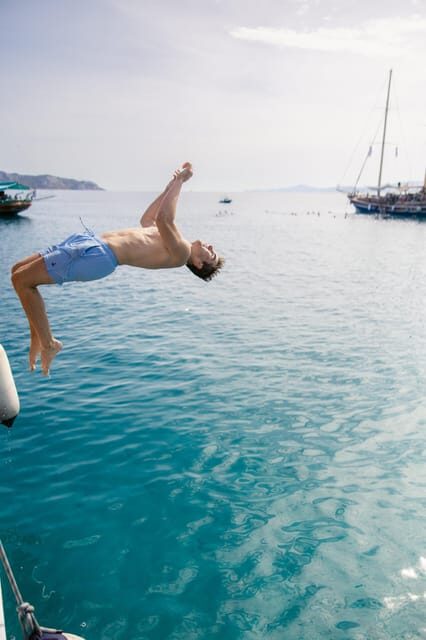 Sunset Dinner Cruise: Swim Stop, Drinks & Onboard Dining - An In-Depth Look at the Experience